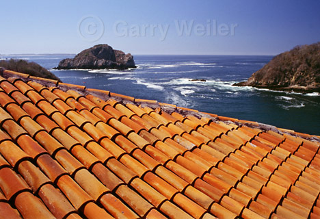 Spanish or Mexican Tiles Go Perfectly with Adobe Style Homes